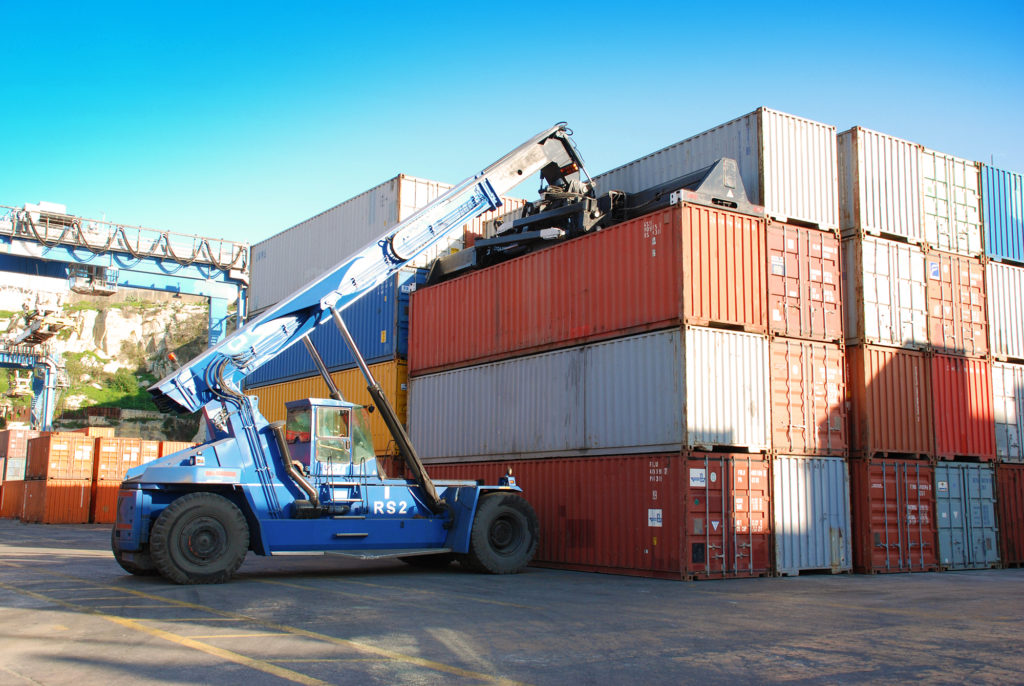 Handling of Containers - Valletta Gateway Terminals Ltd.
